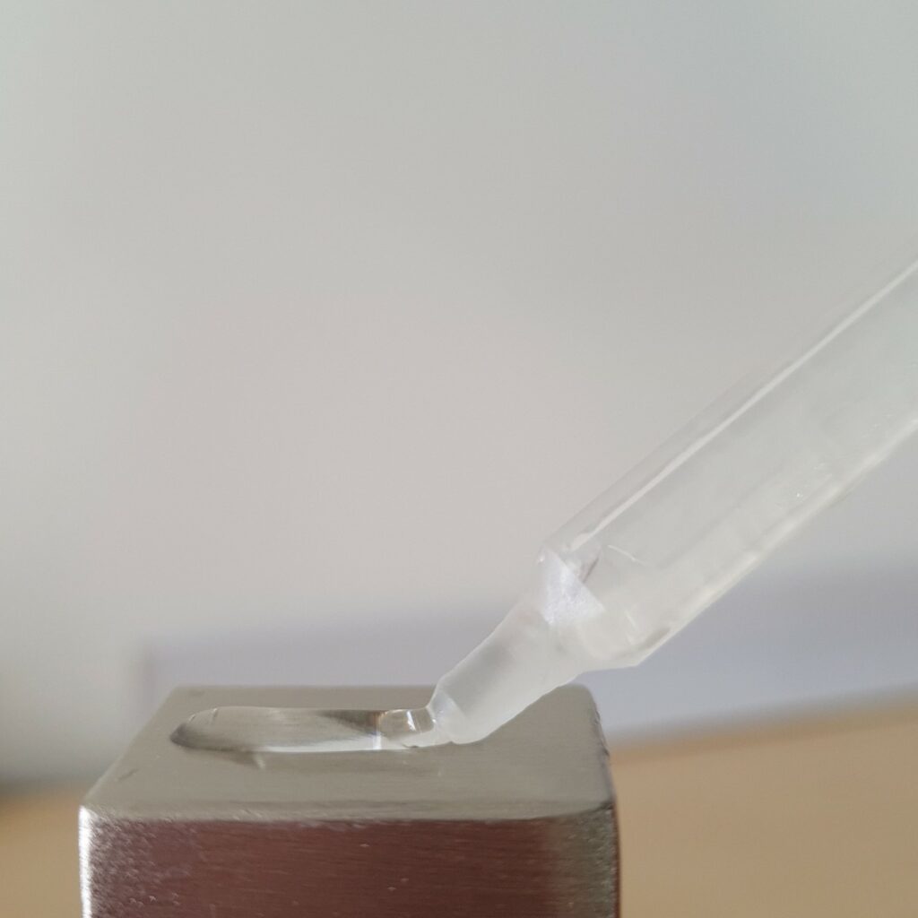 Colle Araldite Crystal : colle epoxy transparente pour verre, cristal