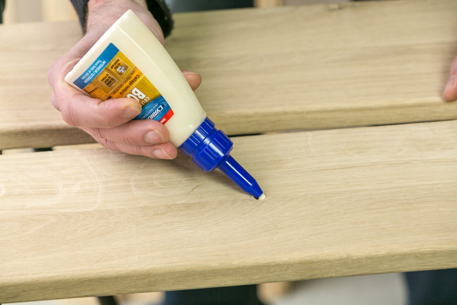 Réussir son collage de bois : quelle colle, quel temps de séchage